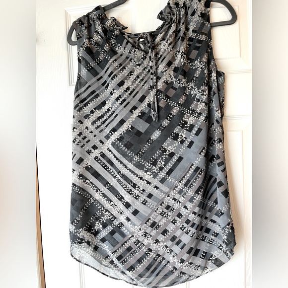 CAbi | Tops | Cabi Tank | Poshmark